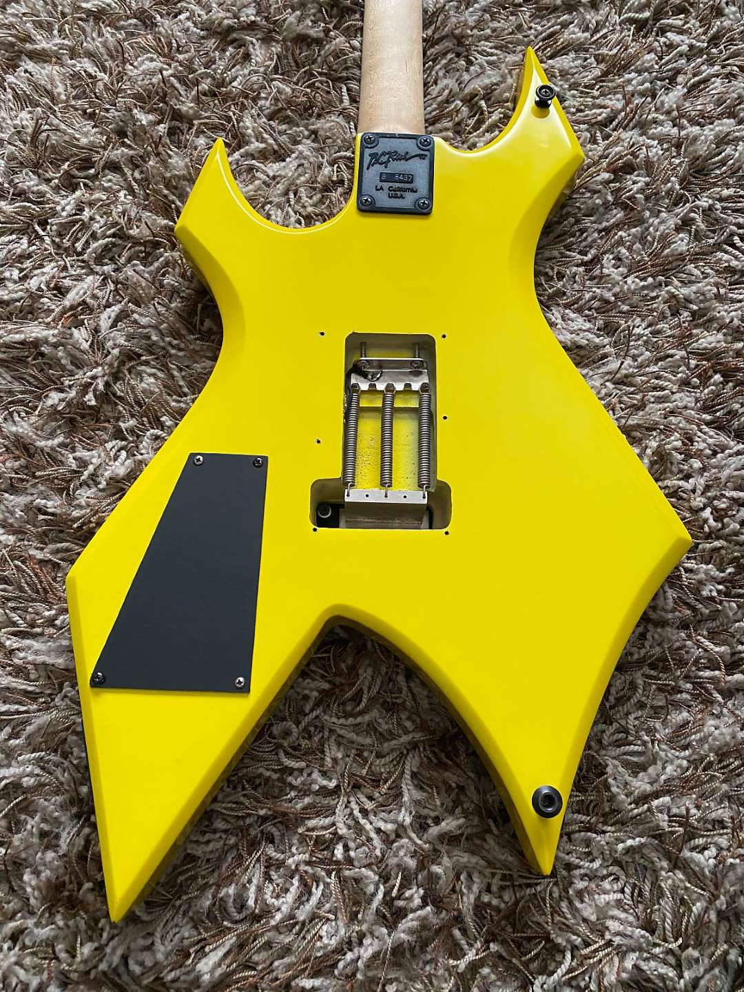Vintage USA made B.C. Rich Warlock 1988 Yellow w/OHSC - Roadworthy Guitars